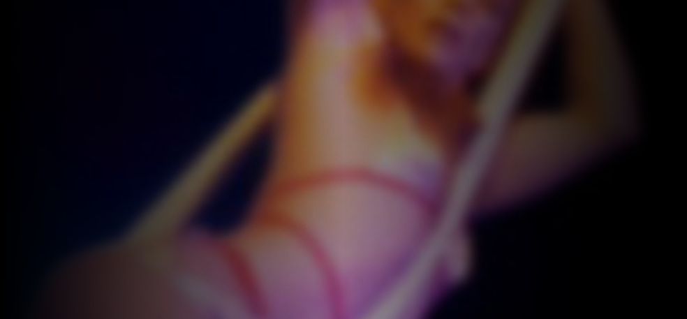 See The Hottest Mam Smith Sexy Scenes For Free Mr Skin