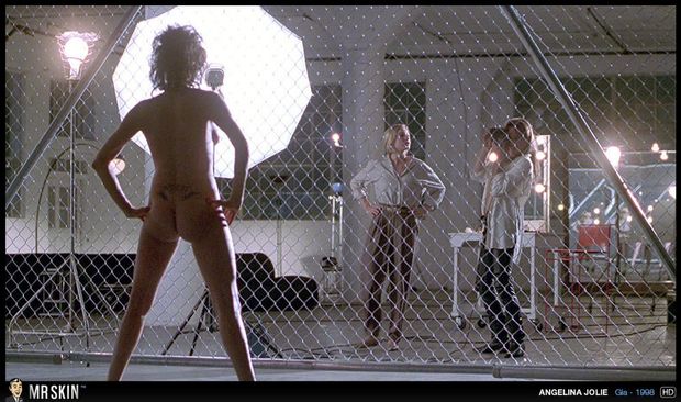 Skinstant Video Selections Alex Strangelove Gia Sirens And More 62018