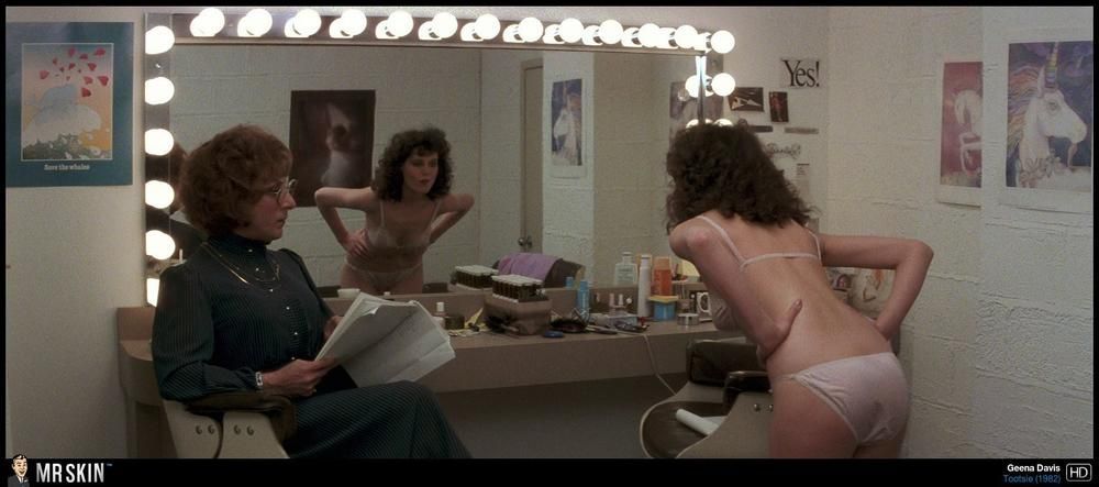 Nudity In The Afi Top 100 Some Like It Hot Chinatown And Tootsie