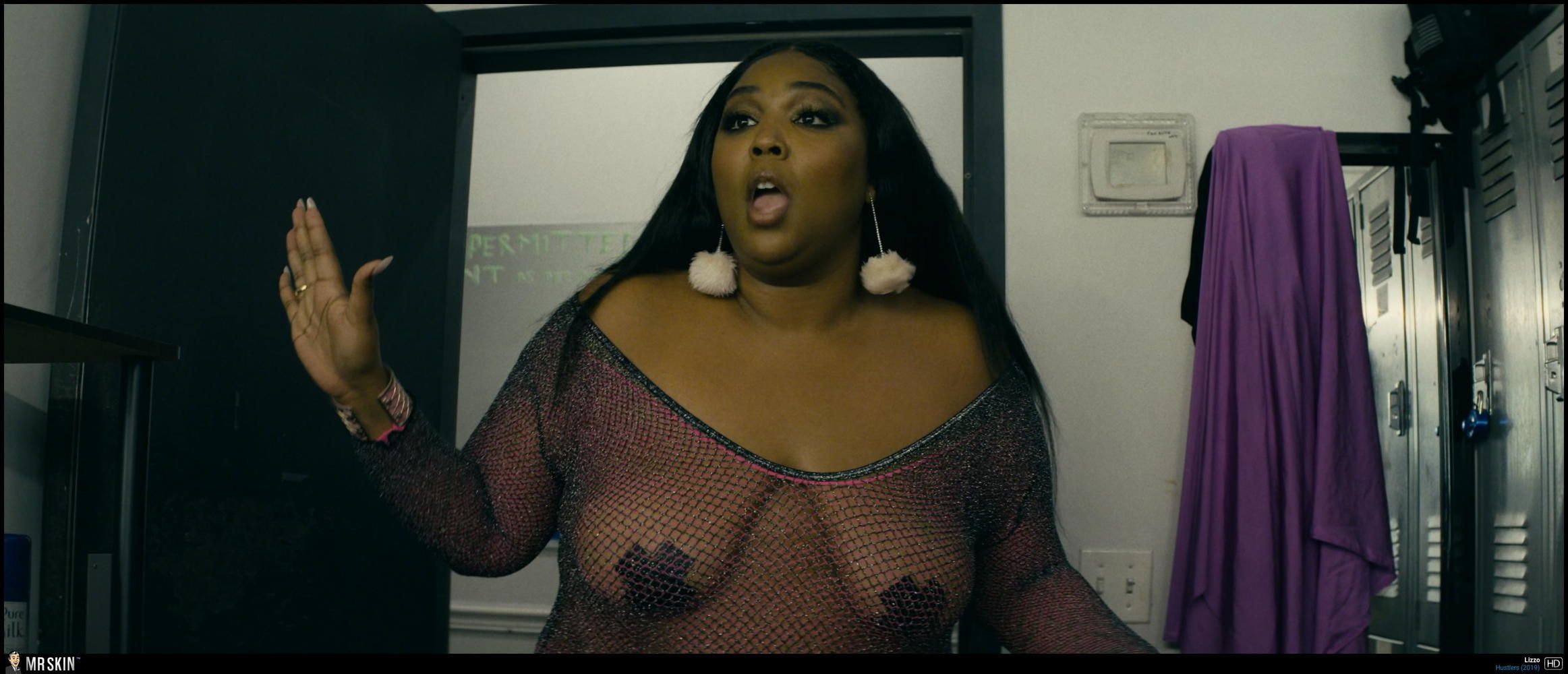 Lizzo Poses Nude On Instagram To Prove Shes A Whole Damn Meal
