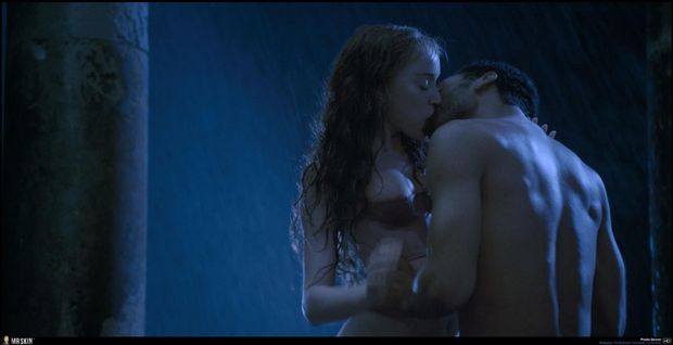 Phoebe Dynevor To Steam Up Netflix Again In Erotic Thriller Fair Play